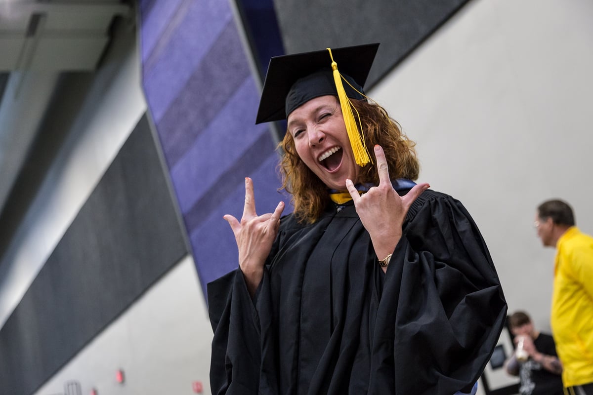 5 Emotions You'll Experience on Graduation Day